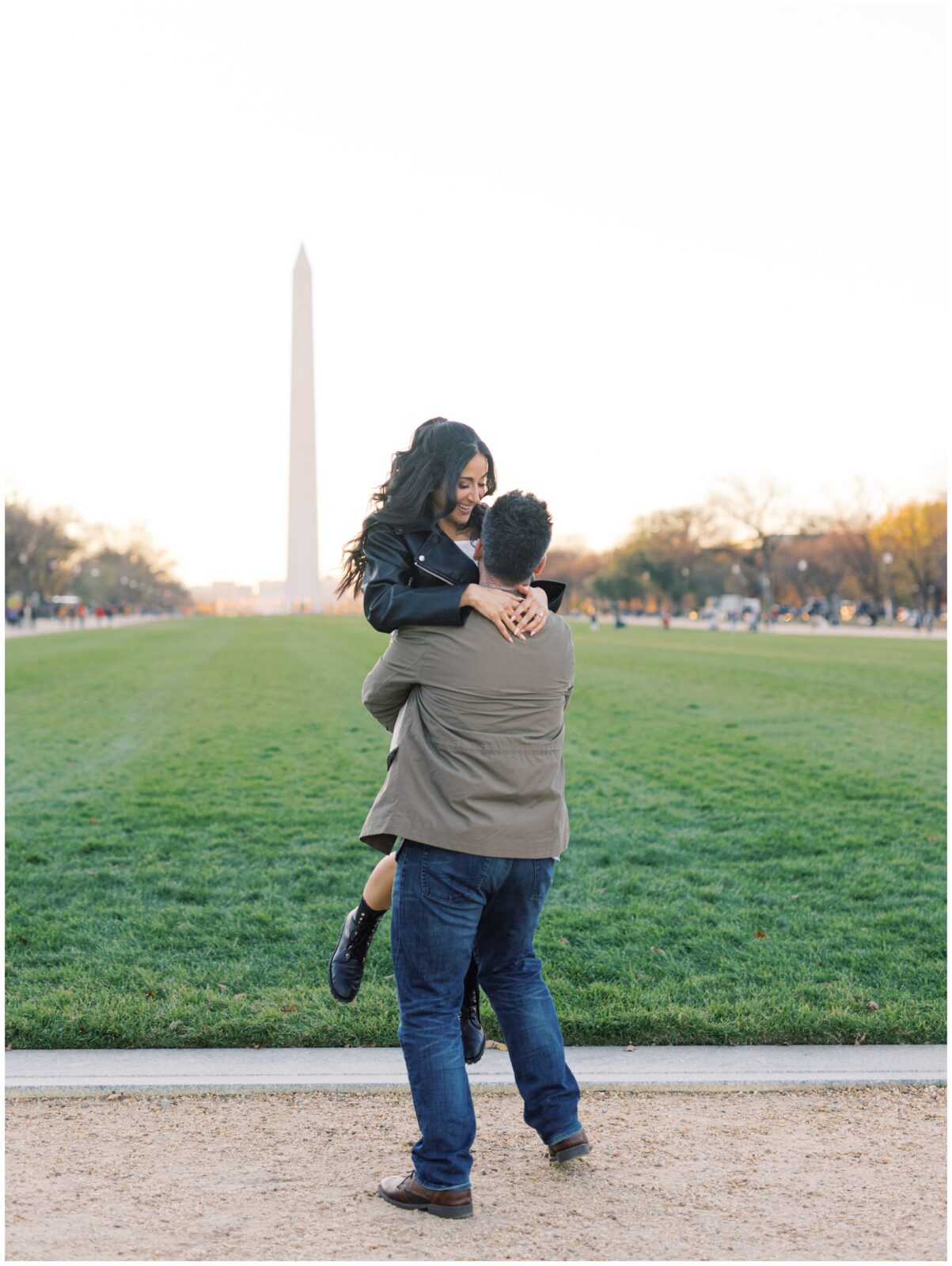 Capturing Love amid Iconic Backdrops: Engagement Session at the ...