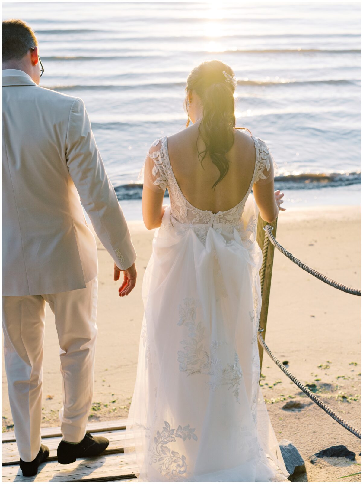 A Dreamy Beach Wedding with Stunning Views at Chesapeake Bay Beach Club ...