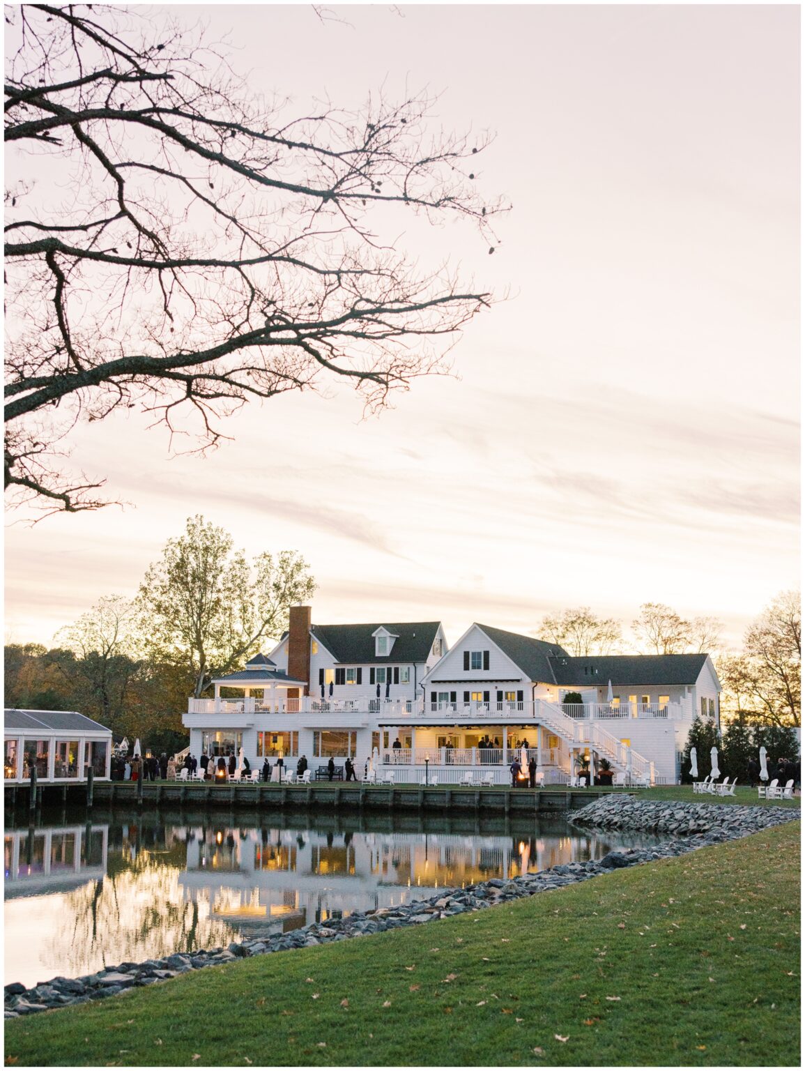 A Dreamy November Wedding at The Oaks Waterfront in Easton, MD - LA VIE ...